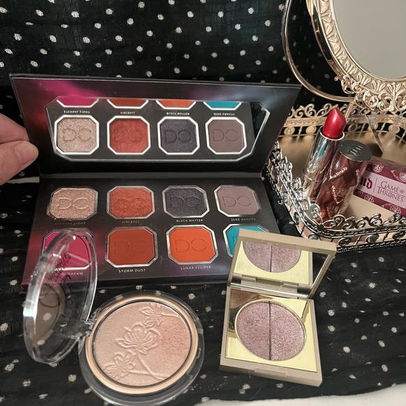 Urban Decay | Makeup | Makeup Bundle 4 Items Mirror Not Included | Poshmark